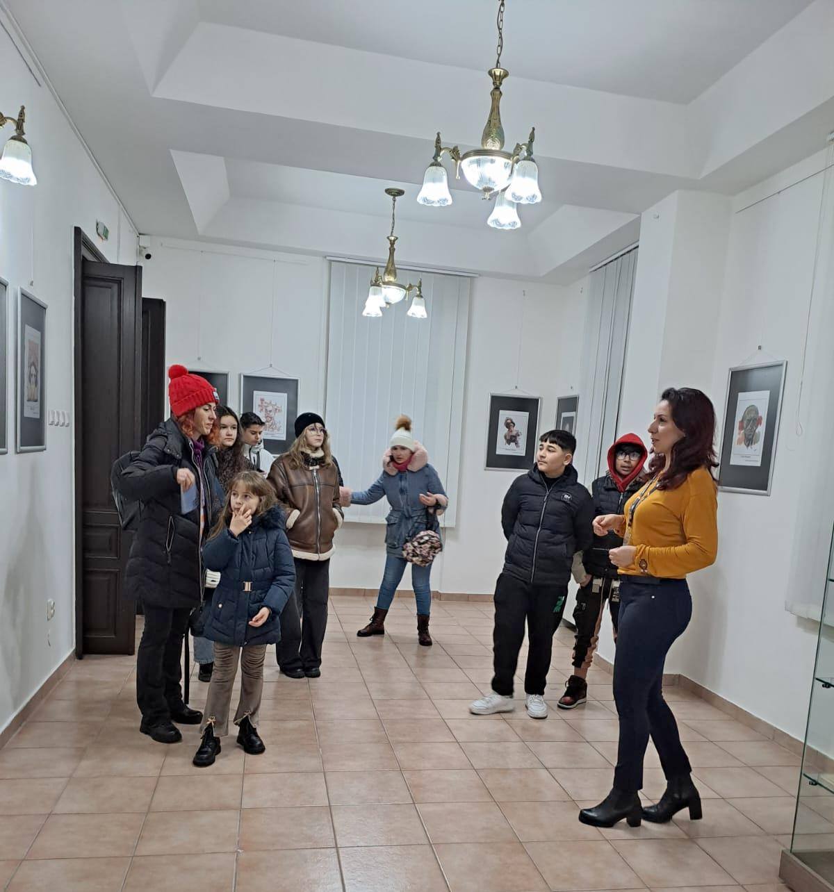 Atelier de pictură cu elevi ai Liceului de Arte „Hariclea Darclée ...