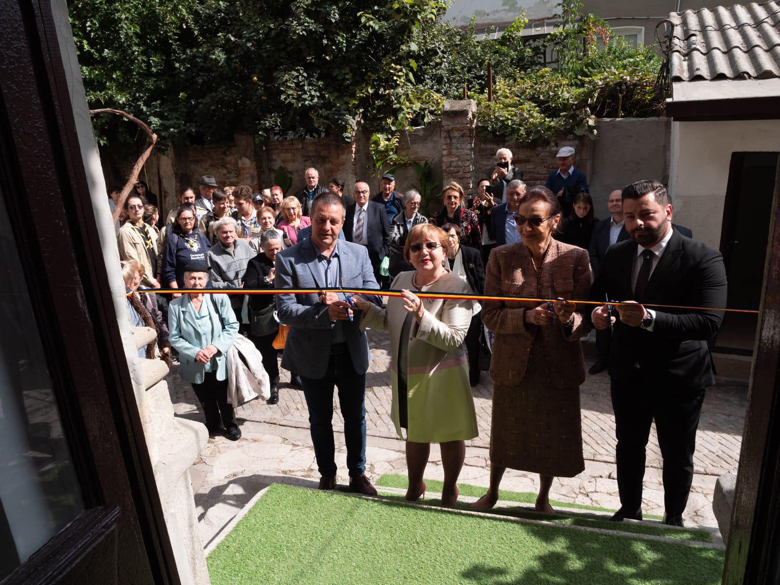 Inaugurarea Casei Memoriale „ANA ASLAN”