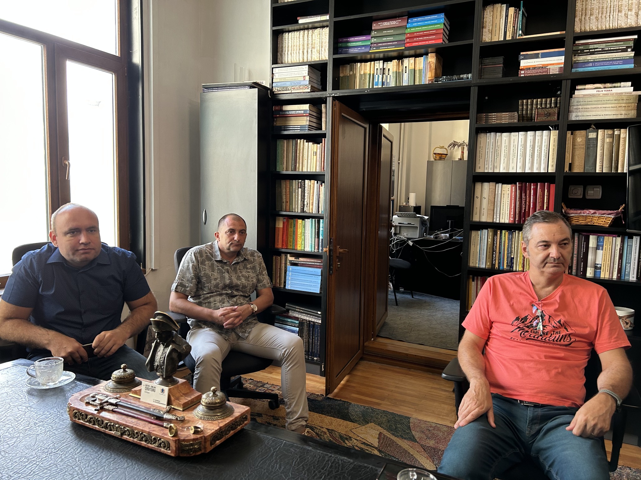 ÎNTÂLNIRE PE TEME DE ARHEOLOGIE reprezentanții Muzeului Brăilei „Carol ...