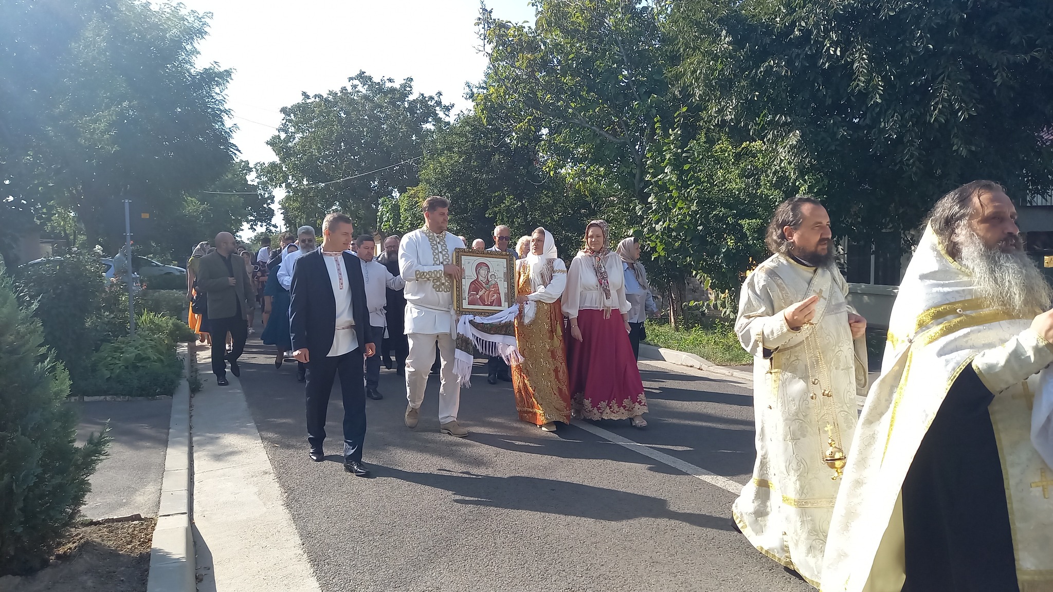 Tradiții. NUNTA LA RUȘII LIPOVENI, la Biserica Ortodoxă de Rit Vechi ...