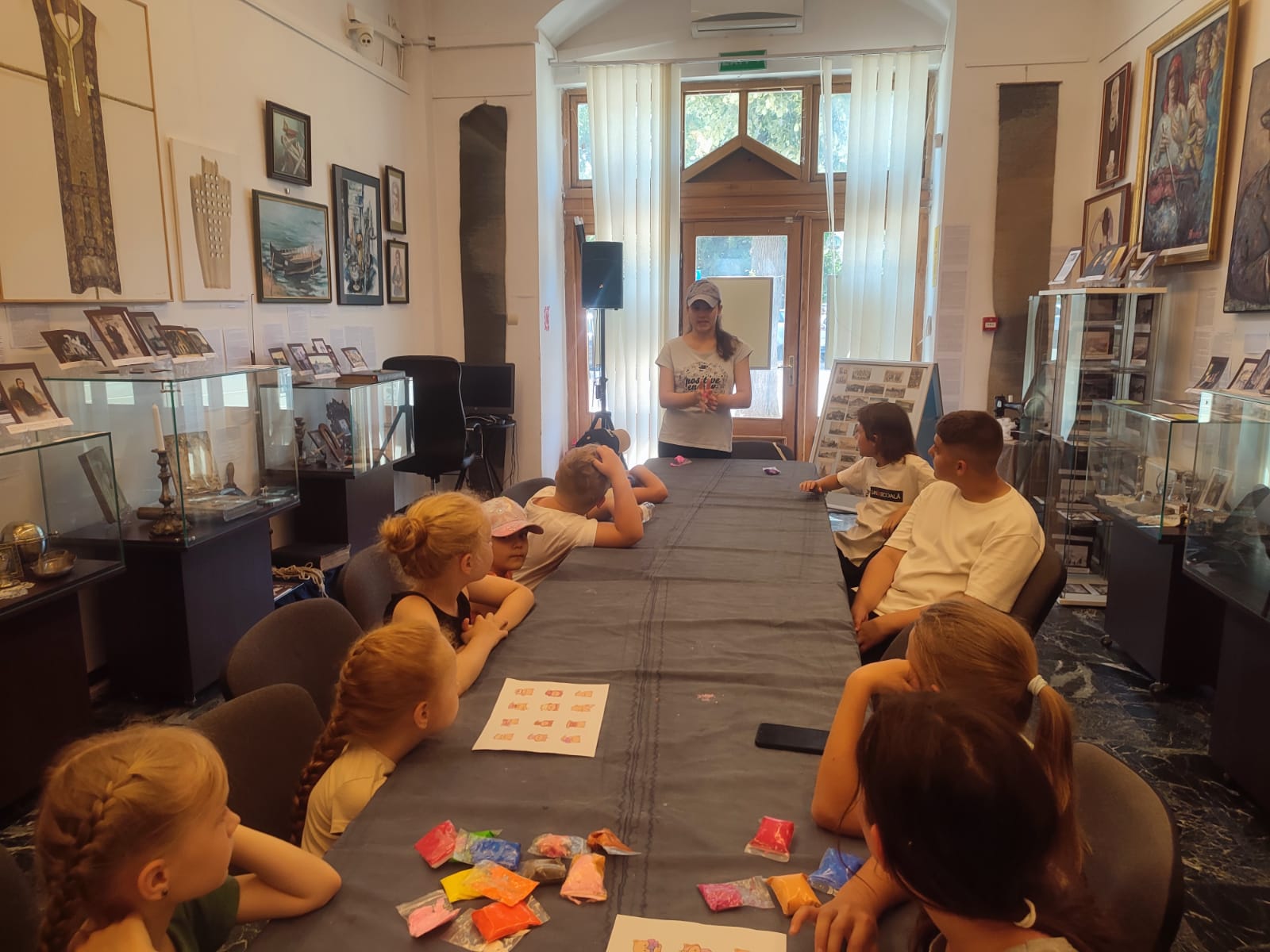 Atelier PERSONAJE DIN DESENE ANIMATE, la Muzeul Brăilei „Carol I ...